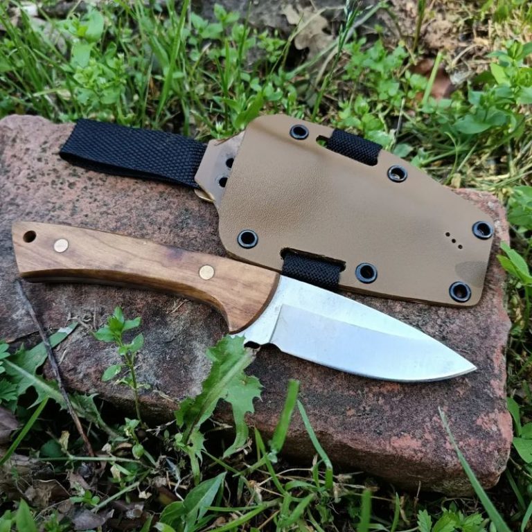 Muela Knives Website: Premium Knives Forged for the Wild